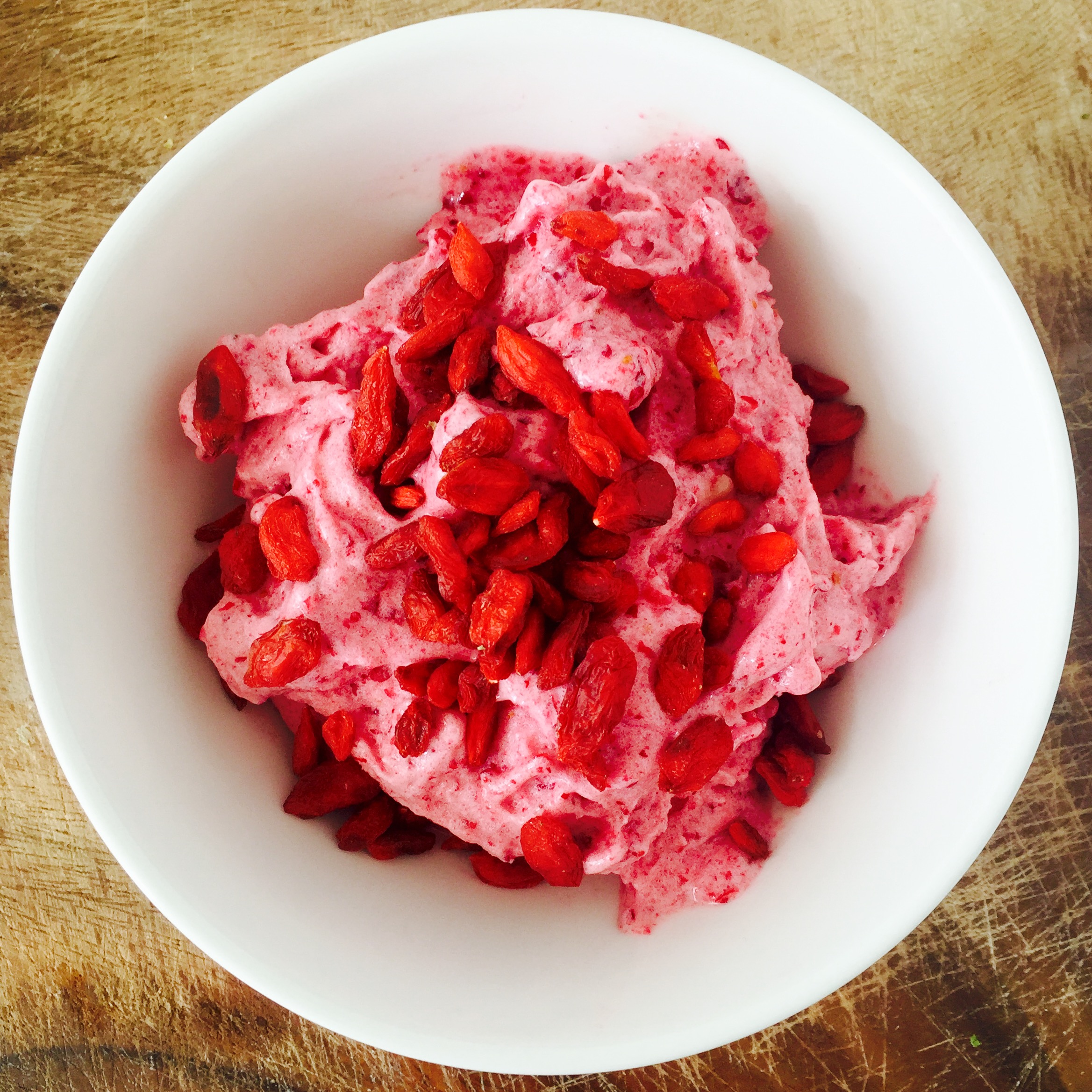 bevroren-ijs-goji-bes-banaan - divinevitalityy